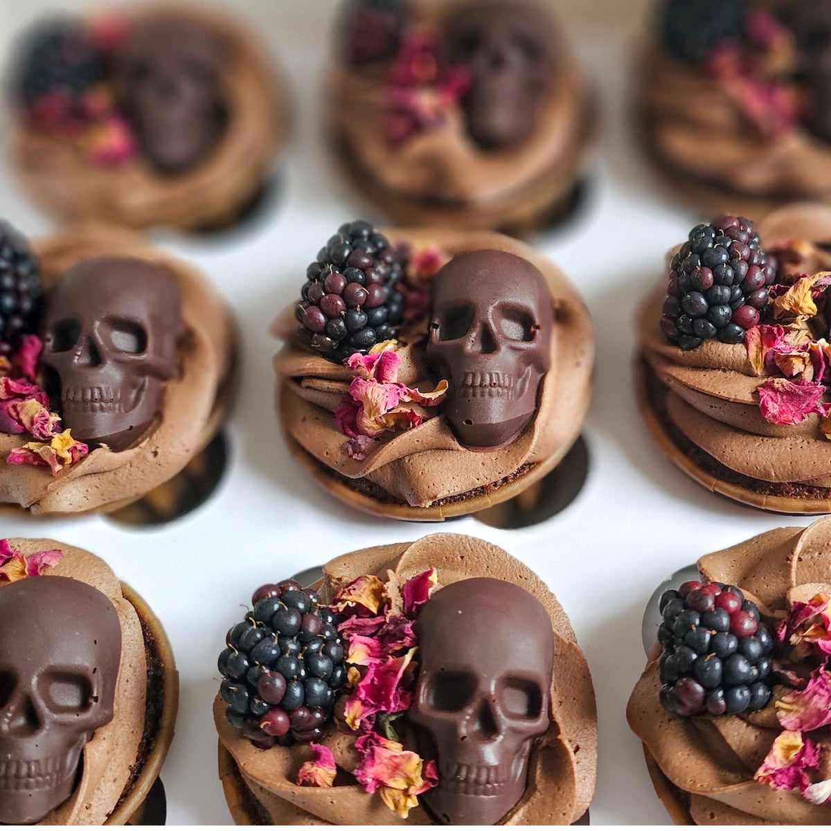 Berry to Die For – Chocolate Skull Halloween Cupcake (London & UK) – My ...