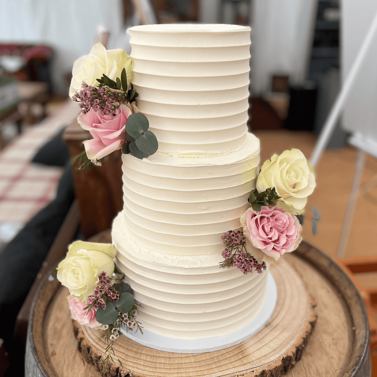 NEW Groove Floral Wedding Cake – My Baker